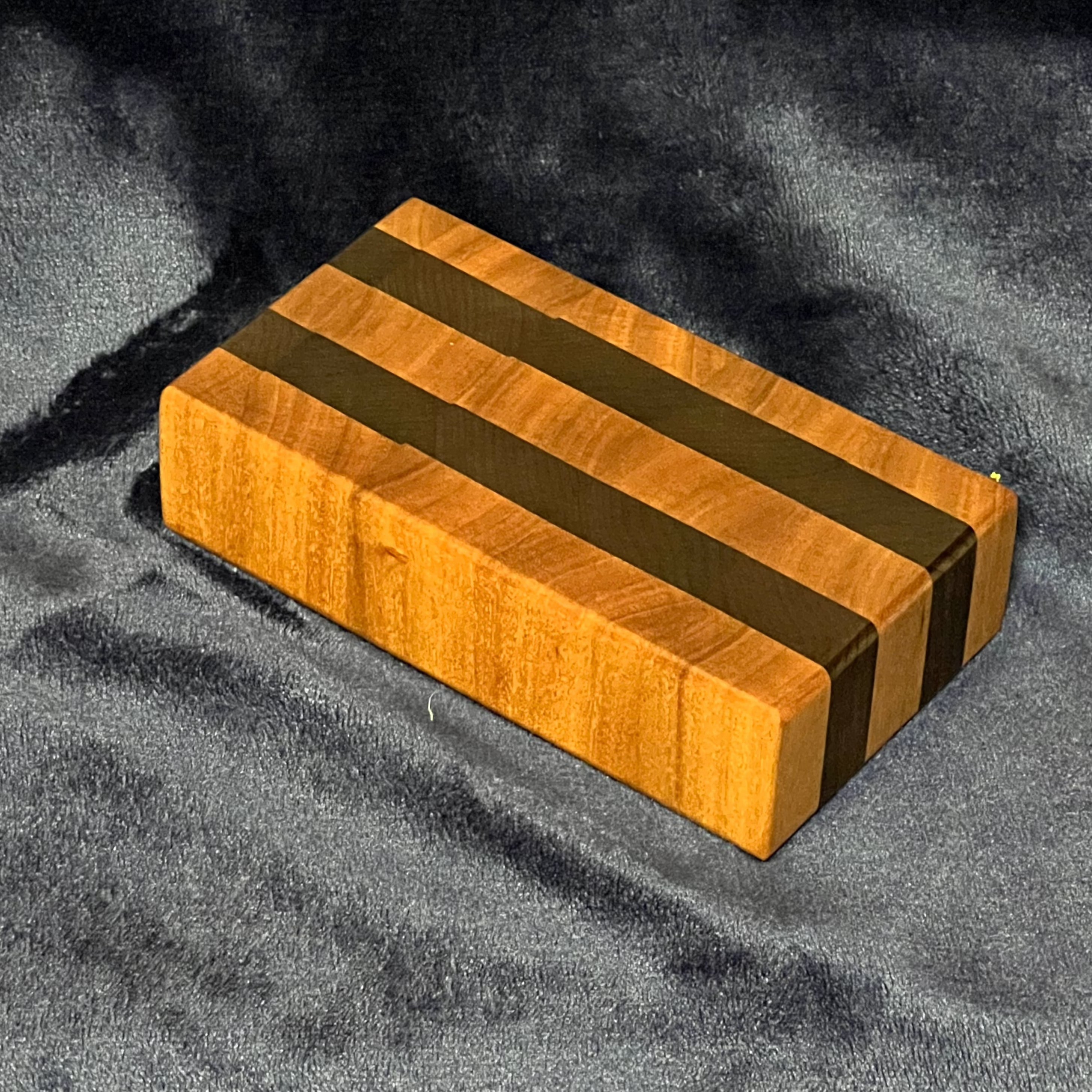 Sapele and Walnut Bar Board – shamrockdesigns